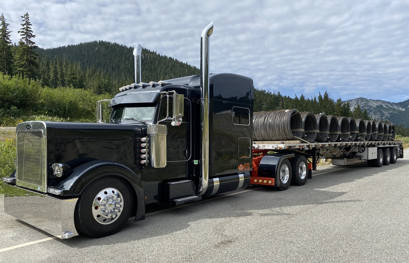 Peterbilt tanks are unique because of their stylish domed heads.